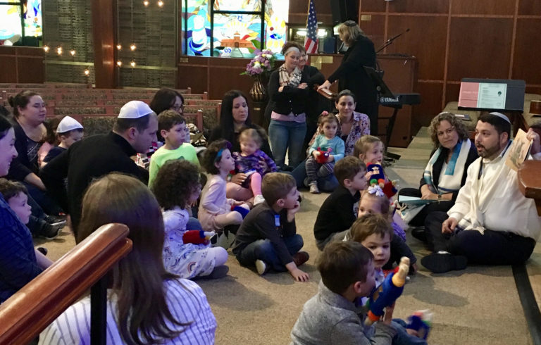 Tot Shabbat Service - Temple Bnai Torah
